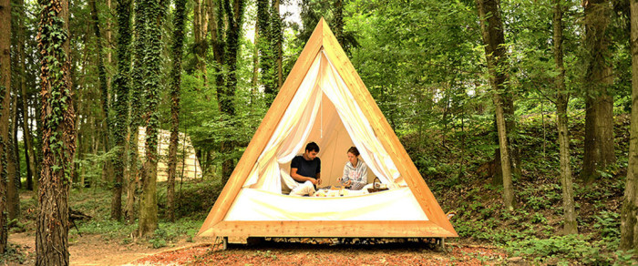 Triangular Cabins กระท่อมสำเร็จรูปที่คุณจะนำไปตั้งไว้กลางป่า หรือที่ไหน ...