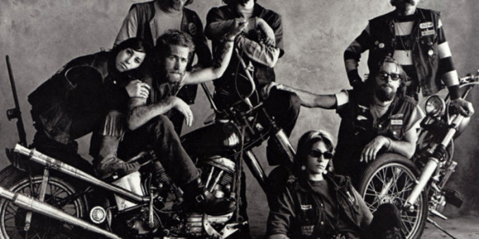 Wheels Of Soul MC วัฒนธรรมของลูกผู้ชาย มอเตอร์ไซค์ และป้ายบนเสื้อหนัง ...