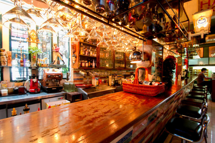 CITY GUIDE: TUBA DESIGN FURNITURE AND RESTAURANT ร้านเก๋าอารมณ์ ที่ ...