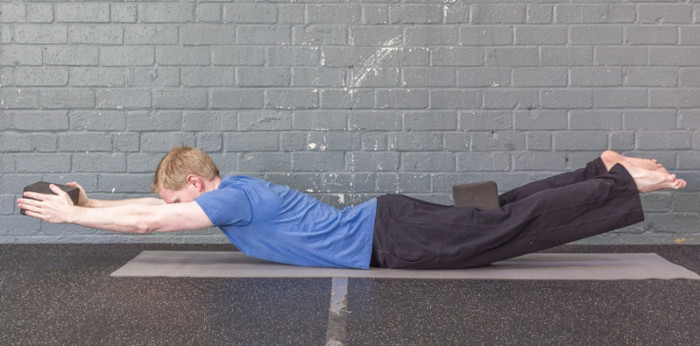 Superman Pose : วันละ 1 นาที ก็สามารถเพิ่มกล้ามเนื้อ รวมถึงแก้อาการปวด ...