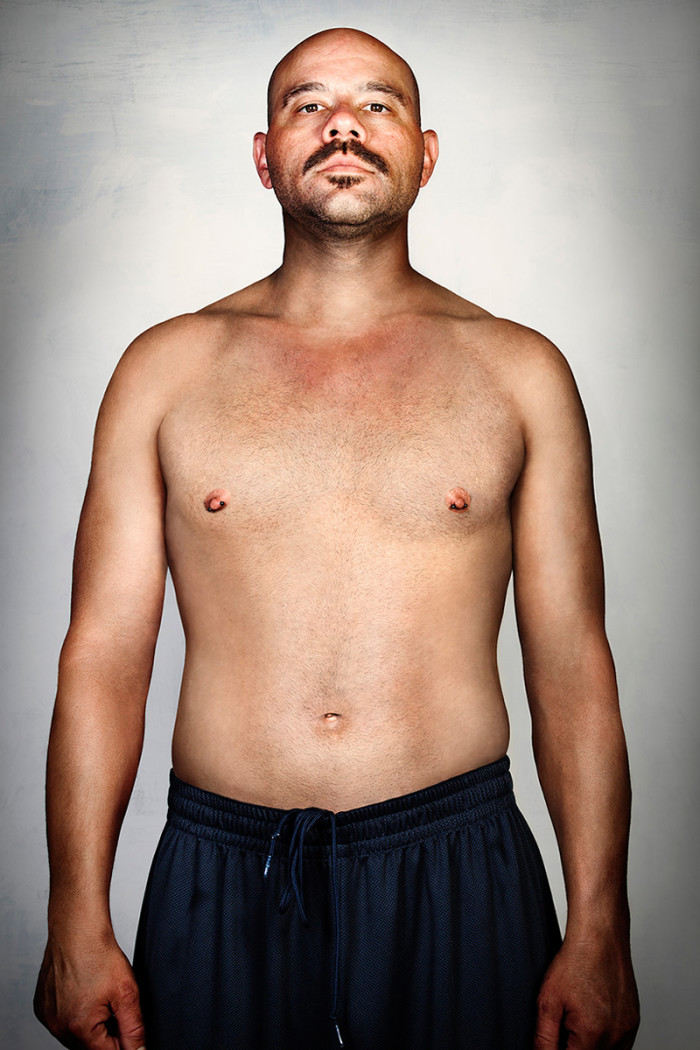 จับเสือมาลบลาย ให้กลายเป็นคนธรรมดาโดย “Steven Burton” และอดีตสมาชิก ...