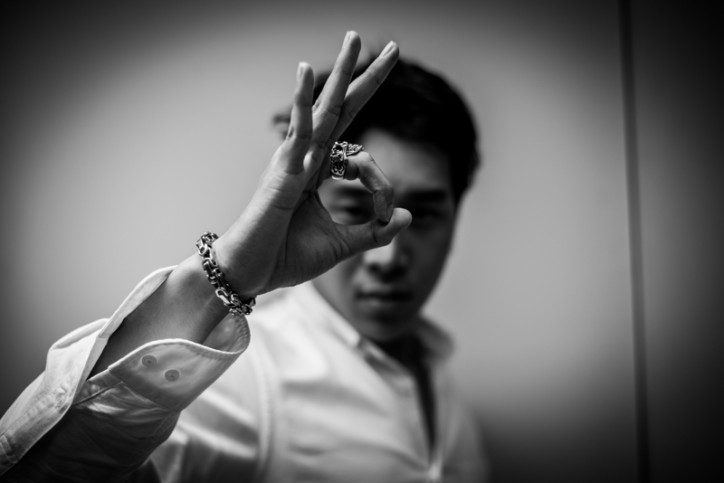 12 RUDE HAND GESTURES : ภาษามือต้องห้ามที่มีความหมายหยาบคายสุดๆ ในแต่ละ ...