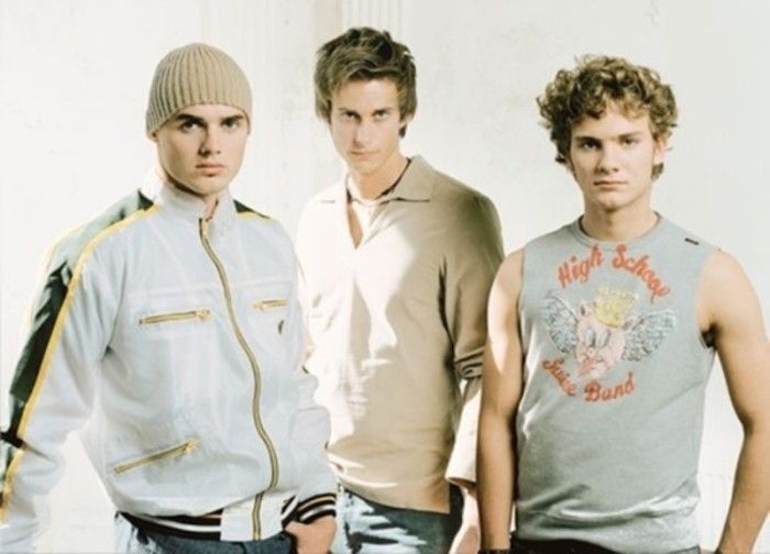 รื้อฟื้นความทรงจำกับวงบอยแบนด์ในยุค 90s เพราะเราเชื่อทุกคนต้องเคยฟัง ...