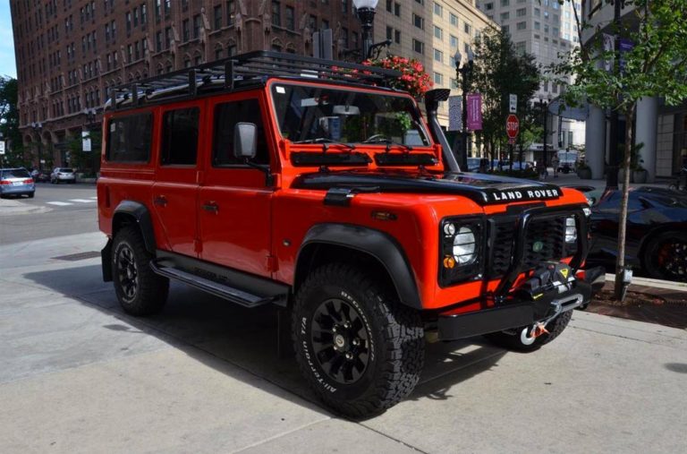 LAND ROVER DEFENDER 70TH ANNIVERSARY LIMITED TO 150 UNITS » Unlockmen