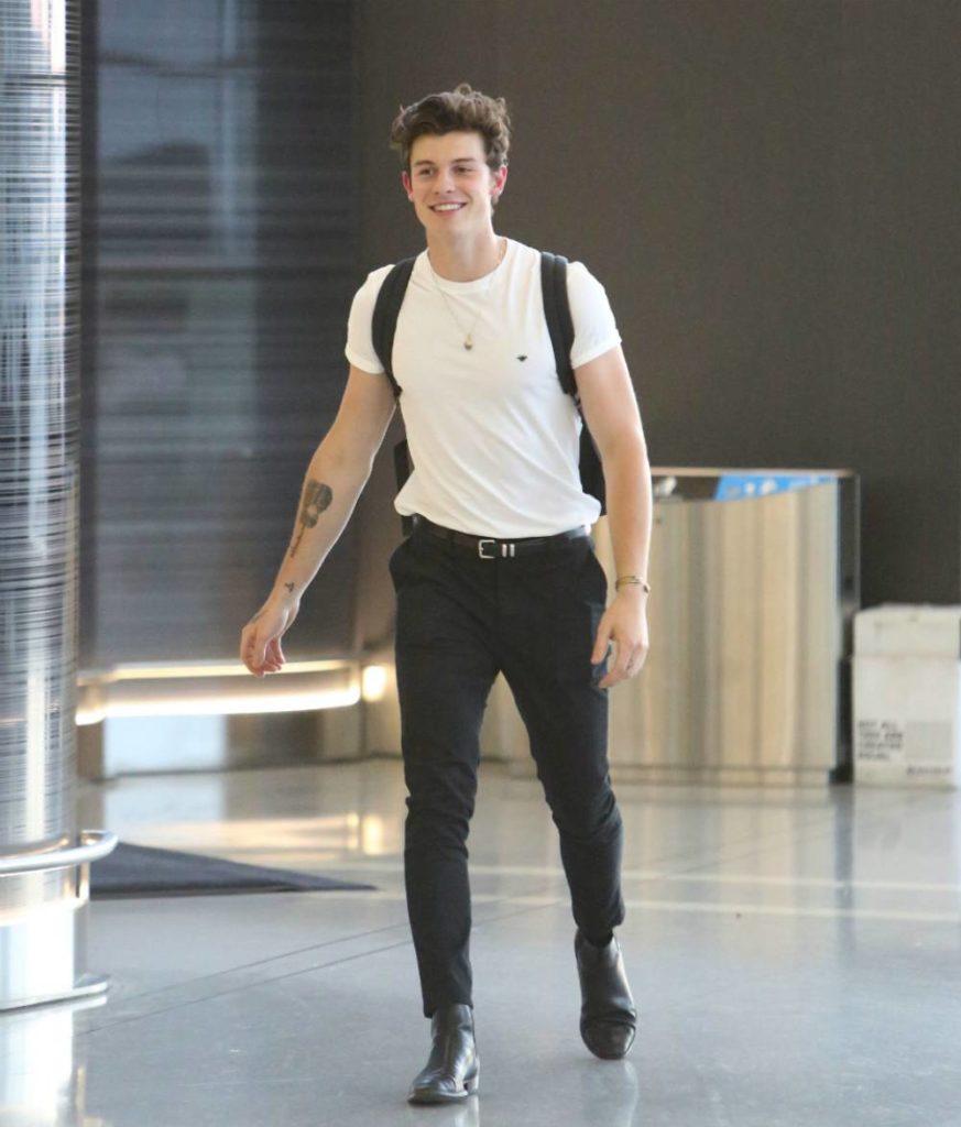 STYLE GUIDE: ดาวรุ่งพุ่งแรงแห่งวงการเพลง SHAWN MENDES กับสไตล์ CLASSY ...