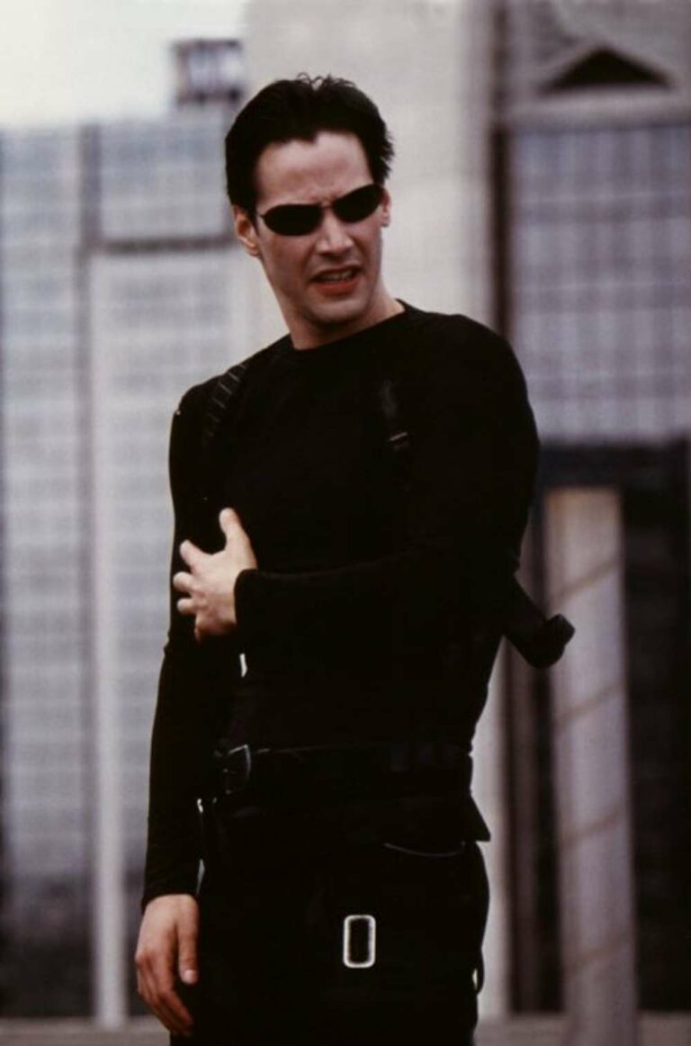 FASHION x FILM: THE MATRIX แฟชั่นจากหนังปี 1999 ความเท่อมตะที่สามารถ ...