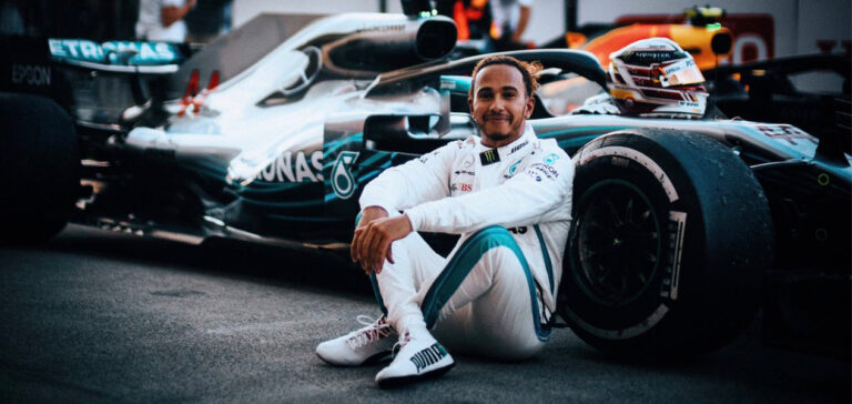 THE ICONIC CAR: สุดยอดรถยนต์ 7 คันจากคอลเลกชันส่วนตัว LEWIS HAMILTON ...